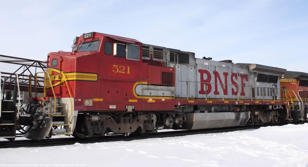 BNSF 521
